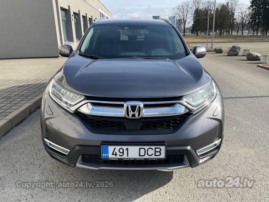 Pelēks Honda CR-V 2019 Tallina, ar dzinēja tilpumu 1.50 L un nobraukumu 131 tūkst. km par 19800 €, foto 2 vietnē AUTOMOTO.COM.LV