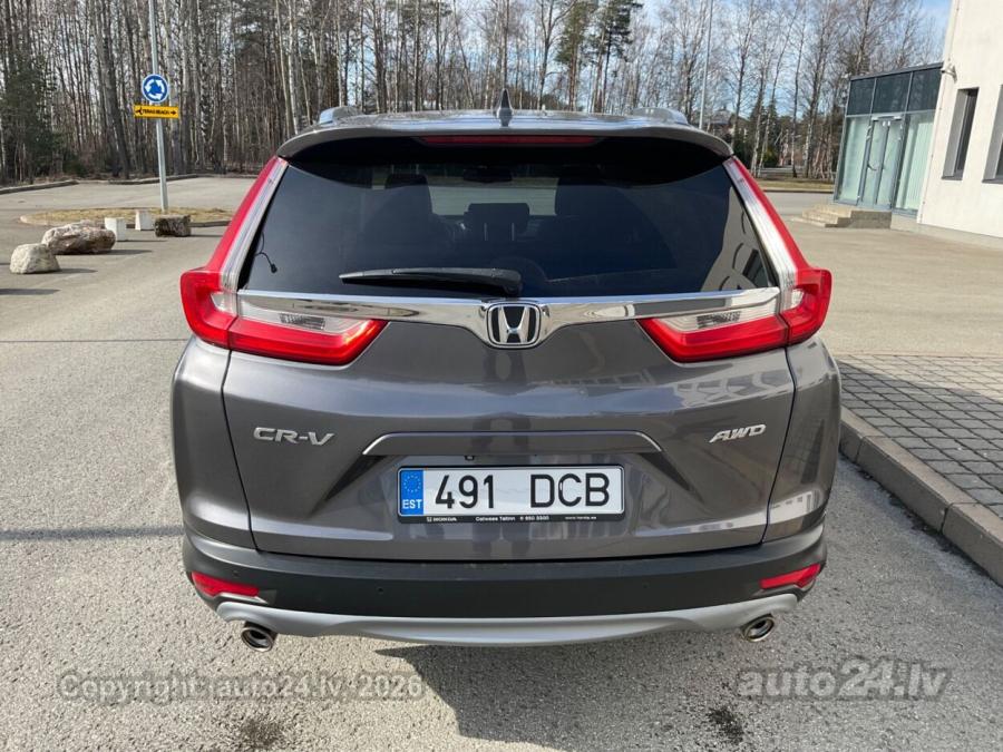 Pelēks Honda CR-V 2019 Tallina, ar dzinēja tilpumu 1.50 L un nobraukumu 131 tūkst. km par 19800 €, foto 5 vietnē AUTOMOTO.COM.LV