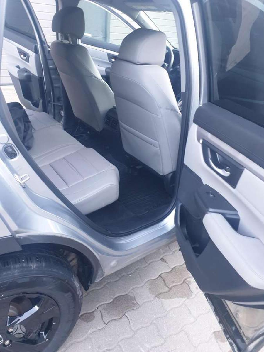 Pelēks Honda CR-V 2019 Kauņa, ar dzinēja tilpumu 2.36 L un nobraukumu 52 tūkst. km par 16800 €, foto 11 vietnē AUTOMOTO.COM.LV