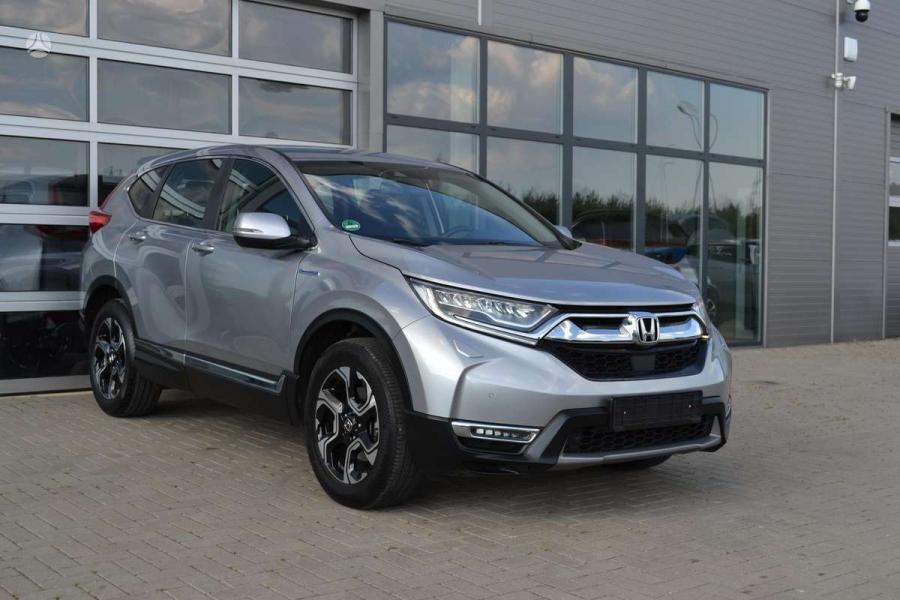 Grey Honda CR-V 2019 in Vilnius, with an engine capacity of 1.99 L and mileage of 130 thousand km for 23000 €, photo 5 on AUTOMOTO.COM.LV