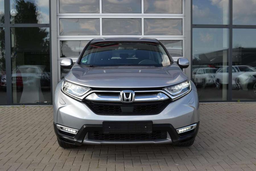 Grey Honda CR-V 2019 in Vilnius, with an engine capacity of 1.99 L and mileage of 130 thousand km for 23000 €, photo 6 on AUTOMOTO.COM.LV