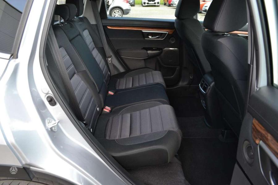 Grey Honda CR-V 2019 in Vilnius, with an engine capacity of 1.99 L and mileage of 130 thousand km for 23000 €, photo 22 on AUTOMOTO.COM.LV