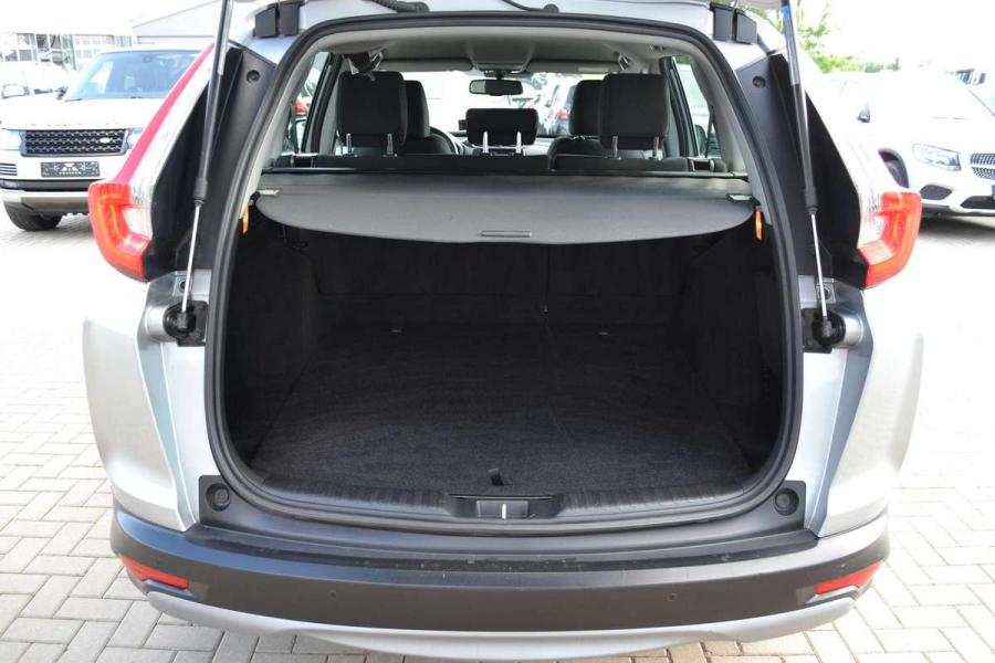 Grey Honda CR-V 2019 in Vilnius, with an engine capacity of 1.99 L and mileage of 130 thousand km for 23000 €, photo 24 on AUTOMOTO.COM.LV