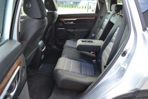 Grey Honda CR-V 2019 in Vilnius, with an engine capacity of 1.99 L and mileage of 130 thousand km for 23000 €, photo 27 on AUTOMOTO.COM.LV
