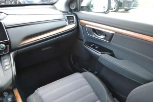 Grey Honda CR-V 2019 in Vilnius, with an engine capacity of 1.99 L and mileage of 130 thousand km for 23000 €, photo 35 on AUTOMOTO.COM.LV