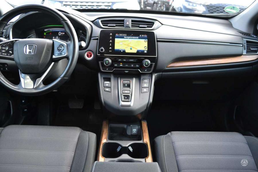 Grey Honda CR-V 2019 in Vilnius, with an engine capacity of 1.99 L and mileage of 130 thousand km for 23000 €, photo 36 on AUTOMOTO.COM.LV
