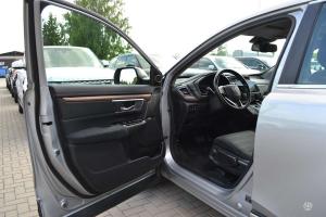 Grey Honda CR-V 2019 in Vilnius, with an engine capacity of 1.99 L and mileage of 131 thousand km for 23000 €, photo 19 on AUTOMOTO.COM.LV