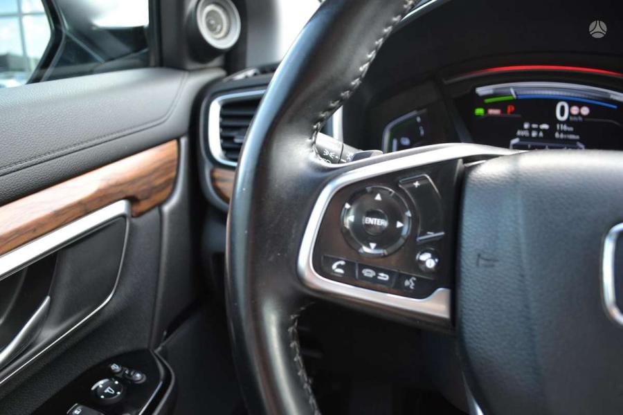 Grey Honda CR-V 2019 in Vilnius, with an engine capacity of 1.99 L and mileage of 131 thousand km for 23000 €, photo 39 on AUTOMOTO.COM.LV
