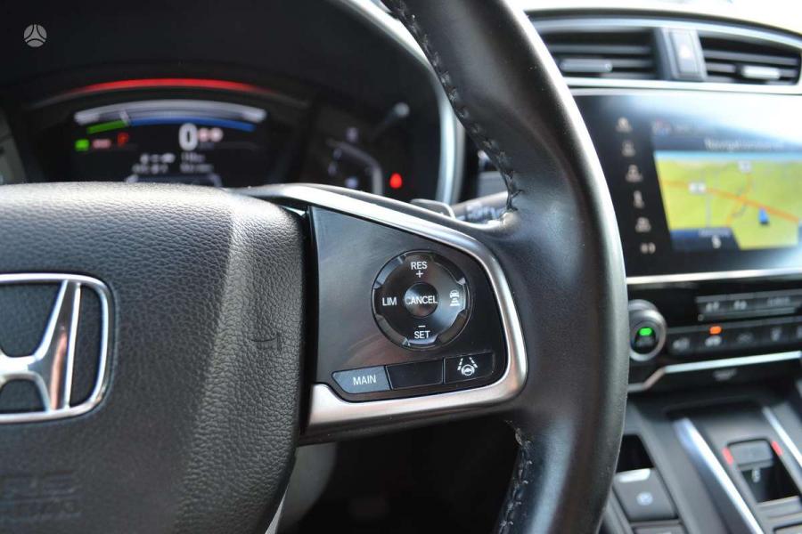 Grey Honda CR-V 2019 in Vilnius, with an engine capacity of 1.99 L and mileage of 131 thousand km for 23000 €, photo 40 on AUTOMOTO.COM.LV