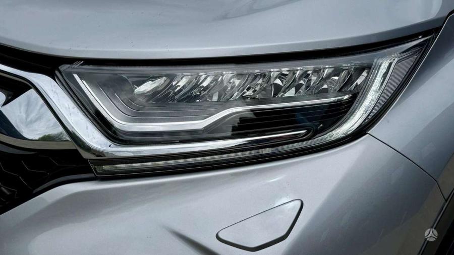 Grey Honda CR-V 2019 in Vilnius, with an engine capacity of 1.99 L and mileage of 151 thousand km for 19790 €, photo 11 on AUTOMOTO.COM.LV