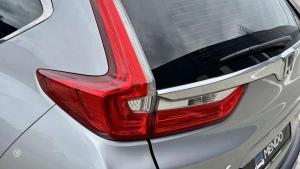 Grey Honda CR-V 2019 in Vilnius, with an engine capacity of 1.99 L and mileage of 151 thousand km for 19790 €, photo 12 on AUTOMOTO.COM.LV