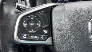 Grey Honda CR-V 2019 in Vilnius, with an engine capacity of 1.99 L and mileage of 151 thousand km for 19790 €, photo 25 on AUTOMOTO.COM.LV