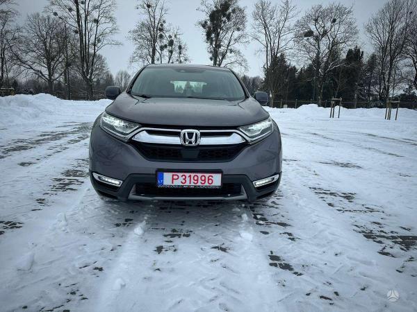Grey Honda CR-V 2020 in Kaunas, with an engine capacity of 1.99 L and mileage of 167 thousand km for 18500 €, photo 1 on AUTOMOTO.COM.LV