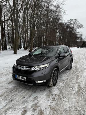 Pelēks Honda CR-V 2020 Tallina, ar dzinēja tilpumu 2.00 L un nobraukumu 70 tūkst. km par 25999 €, foto 3 vietnē AUTOMOTO.COM.LV