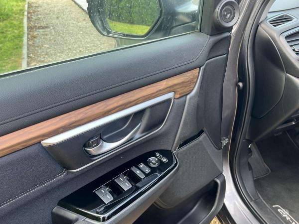 Pelēks Honda CR-V 2020 Biržai, ar dzinēja tilpumu 1.50 L un nobraukumu 107 tūkst. km par 16500 €, foto 8 vietnē AUTOMOTO.COM.LV