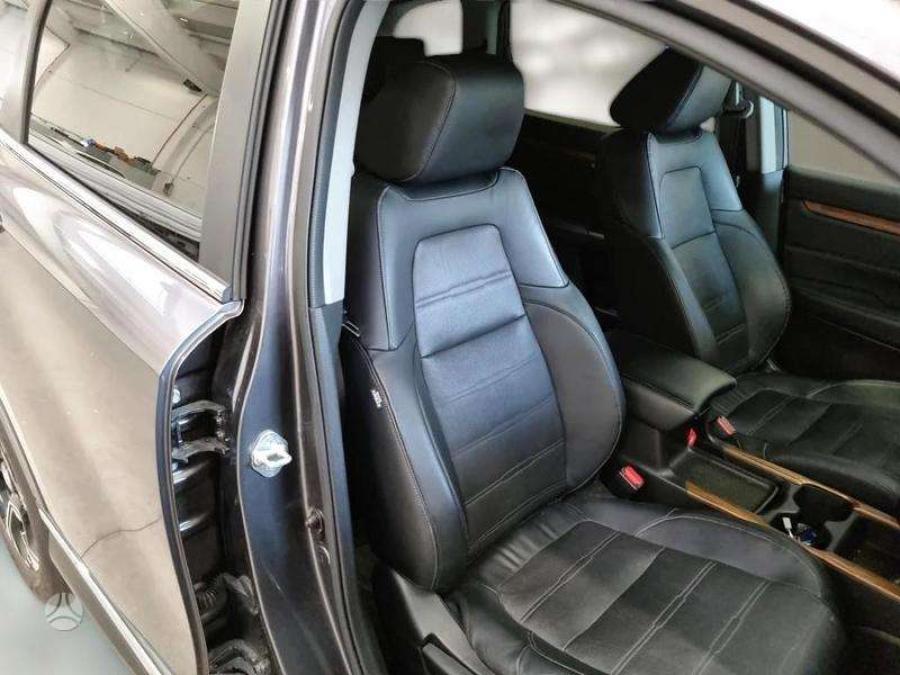 Pelēks Honda CR-V 2020 Kauņa, ar dzinēja tilpumu 1.99 L un nobraukumu 83 tūkst. km par 25900 €, foto 15 vietnē AUTOMOTO.COM.LV