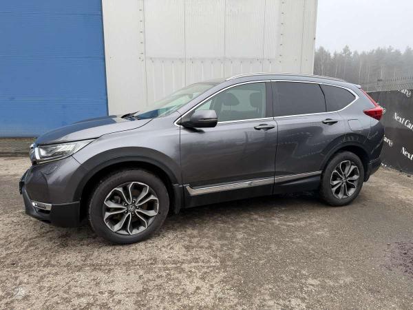 Grey Honda CR-V 2021 in Kaunas, with an engine capacity of 2.00 L and mileage of 323 thousand km for 17900 €, photo 4 on AUTOMOTO.COM.LV