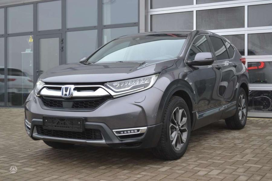 Grey Honda CR-V 2021 in Vilnius, with an engine capacity of 1.99 L and mileage of 32 thousand km for 25500 €, photo 2 on AUTOMOTO.COM.LV