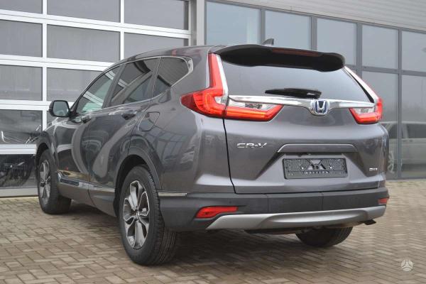 Pelēks Honda CR-V 2021 Viļņa, ar dzinēja tilpumu 1.99 L un nobraukumu 32 tūkst. km par 25500 €, foto 8 vietnē AUTOMOTO.COM.LV