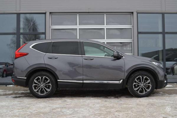 Pelēks Honda CR-V 2021 Viļņa, ar dzinēja tilpumu 1.99 L un nobraukumu 32 tūkst. km par 25500 €, foto 6 vietnē AUTOMOTO.COM.LV
