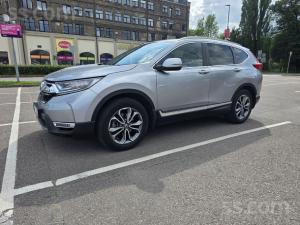 Grey Honda CR-V 2021 in Riga, with an engine capacity of 2.00 L and mileage of 100 thousand km for 25500 €, photo 5 on AUTOMOTO.COM.LV