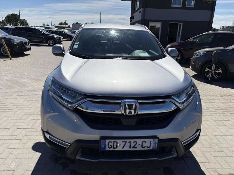 Pelēks Honda CR-V 2021 Tauragė, ar dzinēja tilpumu 1.99 L un nobraukumu 231 tūkst. km par 17303 €, foto 1 vietnē AUTOMOTO.COM.LV