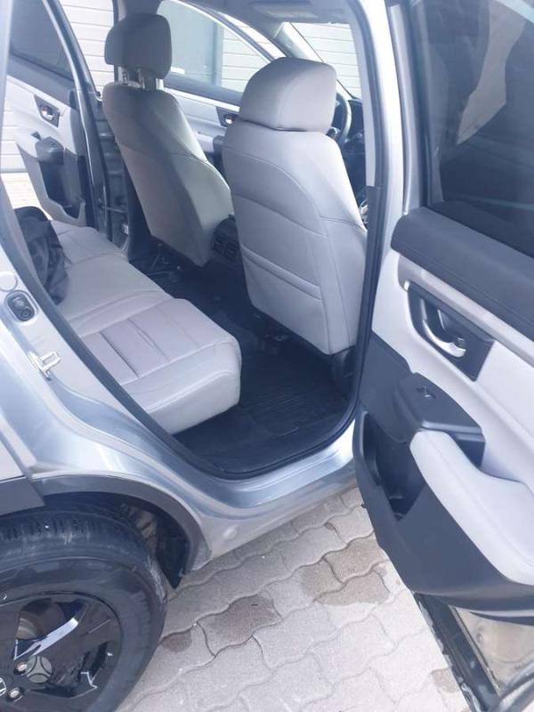 Grey Honda CR-V 2022 in Kaunas, with an engine capacity of 2.36 L and mileage of 52 thousand km for 16800 €, photo 10 on AUTOMOTO.COM.LV