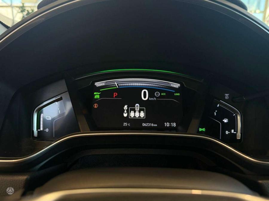 Grey Honda CR-V 2022 in Vilnius, with an engine capacity of 1.99 L and mileage of 62 thousand km for 25900 €, photo 7 on AUTOMOTO.COM.LV