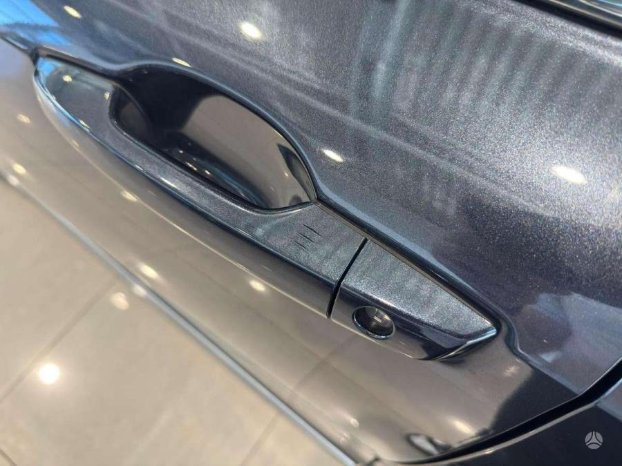 Grey Honda CR-V 2022 in Vilnius, with an engine capacity of 1.99 L and mileage of 62 thousand km for 25900 €, photo 14 on AUTOMOTO.COM.LV