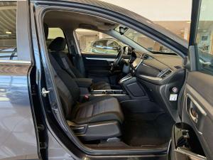 Grey Honda CR-V 2022 in Vilnius, with an engine capacity of 1.99 L and mileage of 62 thousand km for 25900 €, photo 16 on AUTOMOTO.COM.LV