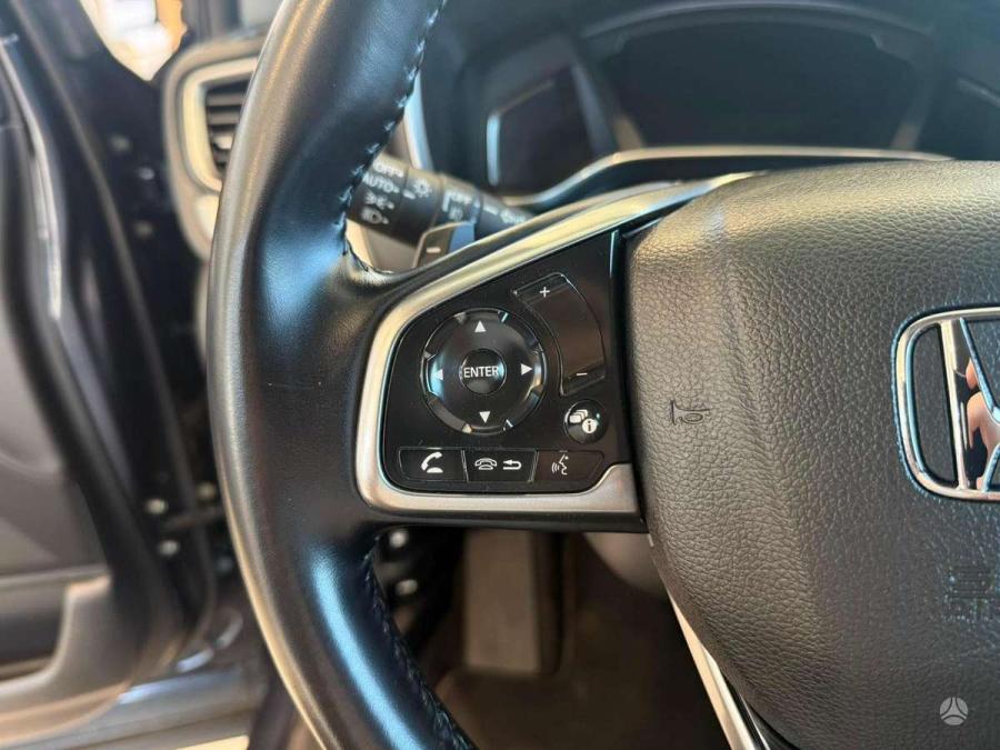 Grey Honda CR-V 2022 in Vilnius, with an engine capacity of 1.99 L and mileage of 62 thousand km for 25900 €, photo 19 on AUTOMOTO.COM.LV