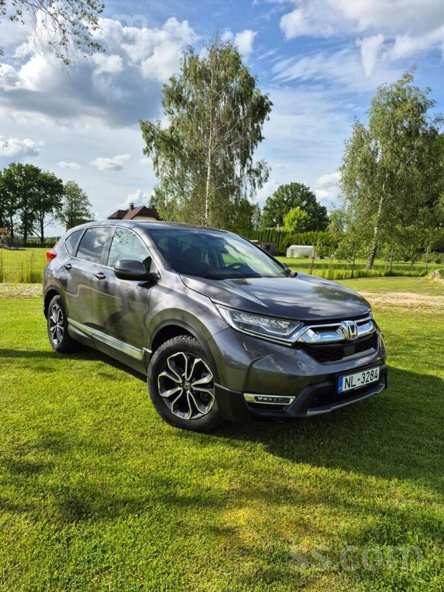 Pelēks Honda CR-V 2023 Jelgava, ar dzinēja tilpumu 2.00 L un nobraukumu 47 tūkst. km par 29800 €, foto 1 vietnē AUTOMOTO.COM.LV