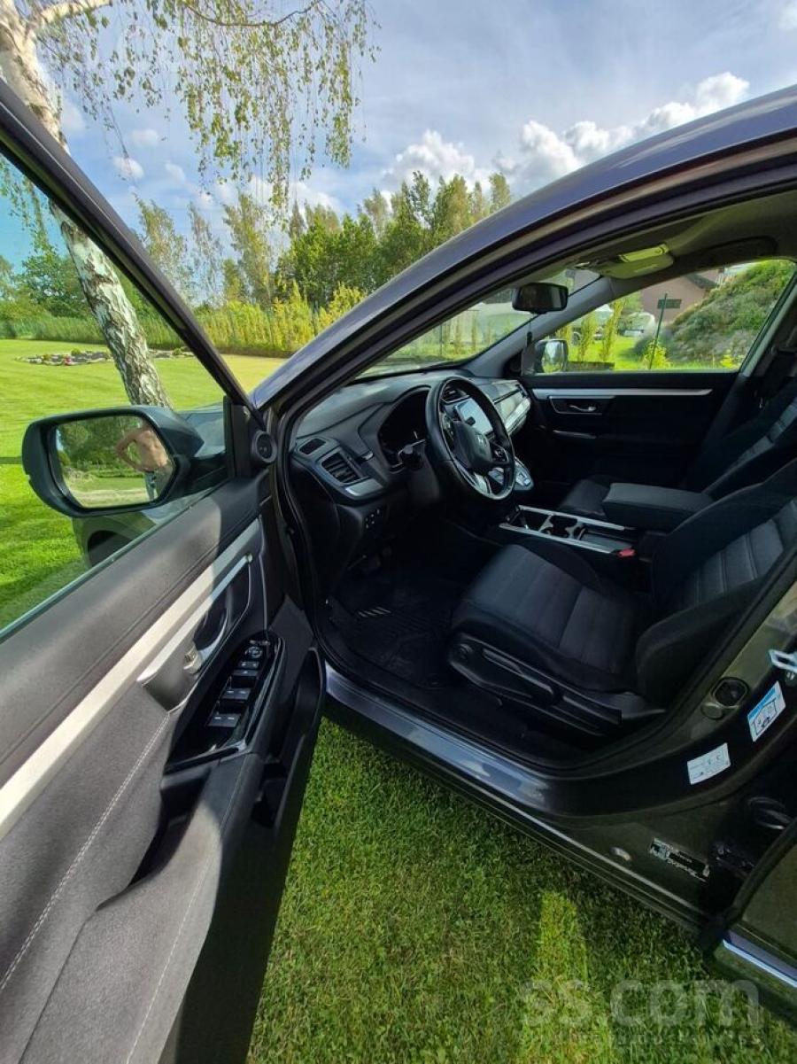 Pelēks Honda CR-V 2023 Jelgava, ar dzinēja tilpumu 2.00 L un nobraukumu 47 tūkst. km par 29800 €, foto 5 vietnē AUTOMOTO.COM.LV