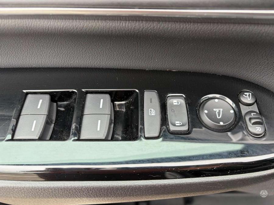 Pelēks Honda CR-V 2023 Viļņa, ar dzinēja tilpumu 1.99 L un nobraukumu 86 tūkst. km par 29890 €, foto 10 vietnē AUTOMOTO.COM.LV