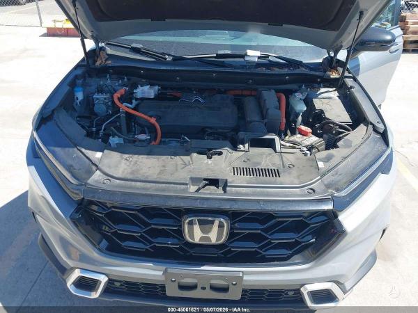 Grey Honda CR-V 2023 in Vilnius, with an engine capacity of 1.99 L and mileage of 53 thousand km for 32900 €, photo 11 on AUTOMOTO.COM.LV