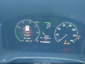 Grey Honda CR-V 2023 in Vilnius, with an engine capacity of 1.99 L and mileage of 53 thousand km for 32900 €, photo 12 on AUTOMOTO.COM.LV
