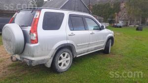 Pelēks Honda CR-V 2005 Preiļi, ar dzinēja tilpumu 2.20 L un nobraukumu 370 tūkst. km par 2450 €, foto 5 vietnē AUTOMOTO.COM.LV