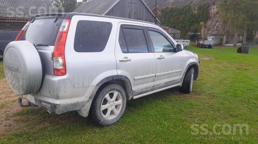 Pelēks Honda CR-V 2005 Preiļi, ar dzinēja tilpumu 2.20 L un nobraukumu 370 tūkst. km par 2450 €, foto 5 vietnē AUTOMOTO.COM.LV