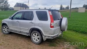 Pelēks Honda CR-V 2005 Preiļi, ar dzinēja tilpumu 2.20 L un nobraukumu 370 tūkst. km par 2450 €, foto 6 vietnē AUTOMOTO.COM.LV