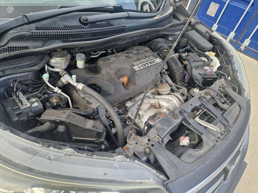 Pelēks Honda CR-V 2015 Tauragė, ar dzinēja tilpumu 2.19 L un nobraukumu 220 tūkst. km par 3750 €, foto 4 vietnē AUTOMOTO.COM.LV