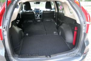Grey Honda CR-V 2015 in Riga, with an engine capacity of 1.60 L and mileage of 315 thousand km for 10250 €, photo 19 on AUTOMOTO.COM.LV