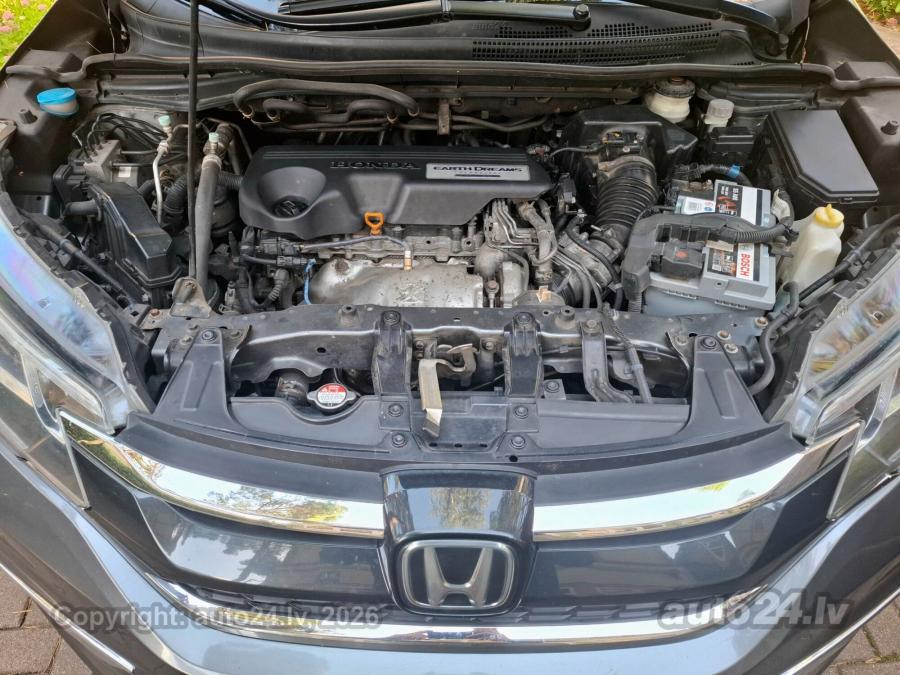 Grey Honda CR-V 2015 in Riga, with an engine capacity of 1.60 L and mileage of 315 thousand km for 10250 €, photo 20 on AUTOMOTO.COM.LV