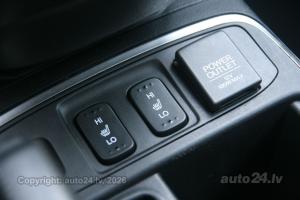 Grey Honda CR-V 2015 in Riga, with an engine capacity of 1.60 L and mileage of 315 thousand km for 10250 €, photo 25 on AUTOMOTO.COM.LV