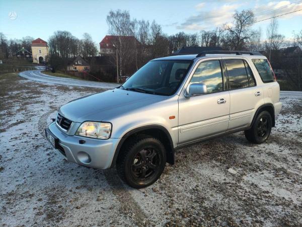 Grey Honda CR-V 2001 in Kelme, with an engine capacity of 2.00 L and mileage of 270 thousand km for 1499 €, photo 6 on AUTOMOTO.COM.LV