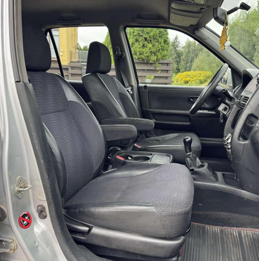 Pelēks Honda CR-V 2003 Viļņa, ar dzinēja tilpumu 2.00 L un nobraukumu 451 tūkst. km par 1499 €, foto 13 vietnē AUTOMOTO.COM.LV