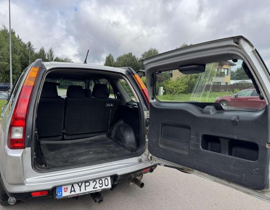 Pelēks Honda CR-V 2003 Viļņa, ar dzinēja tilpumu 2.00 L un nobraukumu 451 tūkst. km par 1499 €, foto 15 vietnē AUTOMOTO.COM.LV