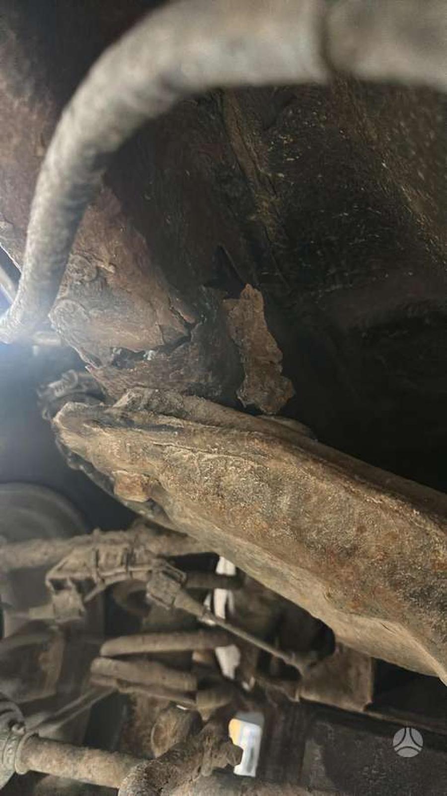 Pelēks Honda CR-V 2003 Viļņa, ar dzinēja tilpumu 2.00 L un nobraukumu 451 tūkst. km par 1499 €, foto 20 vietnē AUTOMOTO.COM.LV