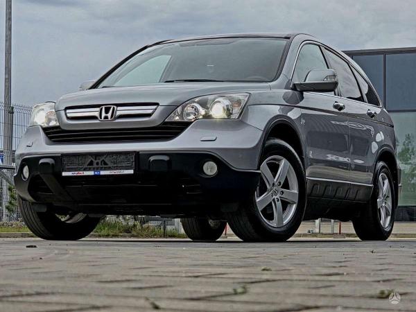 Grey Honda CR-V 2008 in Siauliai, with an engine capacity of 2.20 L and mileage of 225 thousand km for 5750 €, photo 4 on AUTOMOTO.COM.LV
