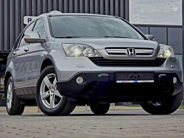 Grey Honda CR-V 2008 in Siauliai, with an engine capacity of 2.20 L and mileage of 225 thousand km for 5750 €, photo 5 on AUTOMOTO.COM.LV