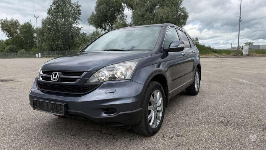Pelēks Honda CR-V 2011 Marijampole, ar dzinēja tilpumu 2.20 L un nobraukumu 272 tūkst. km par 6900 €, foto 1 vietnē AUTOMOTO.COM.LV